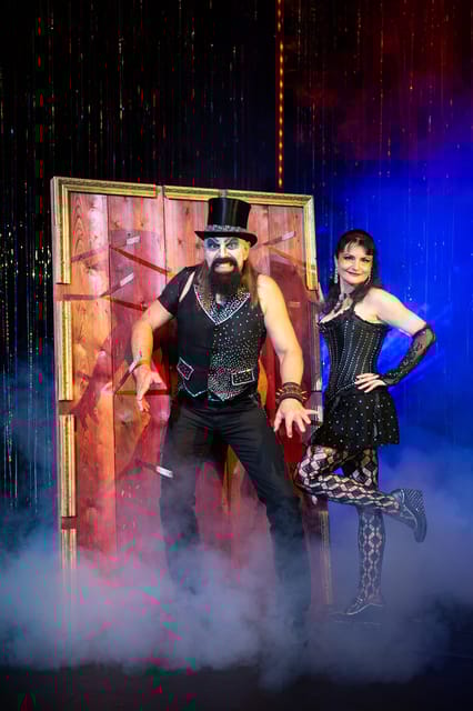 Berlín: "ShowCafe" ¡Magia Loca! - El loco espectáculo de variedades ...