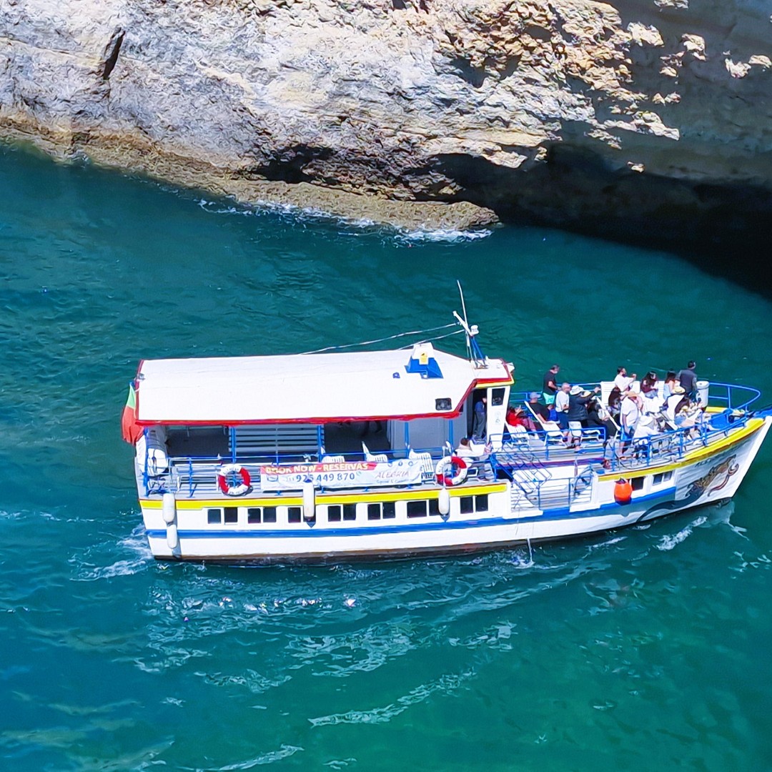 Περιήγηση με σκάφος στις σπηλιές και την ακτή του Benagil με στάση για ...