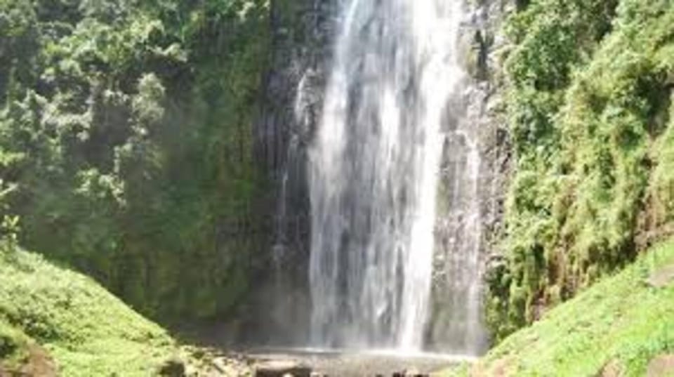 Day trip Materuni waterfalls | GetYourGuide