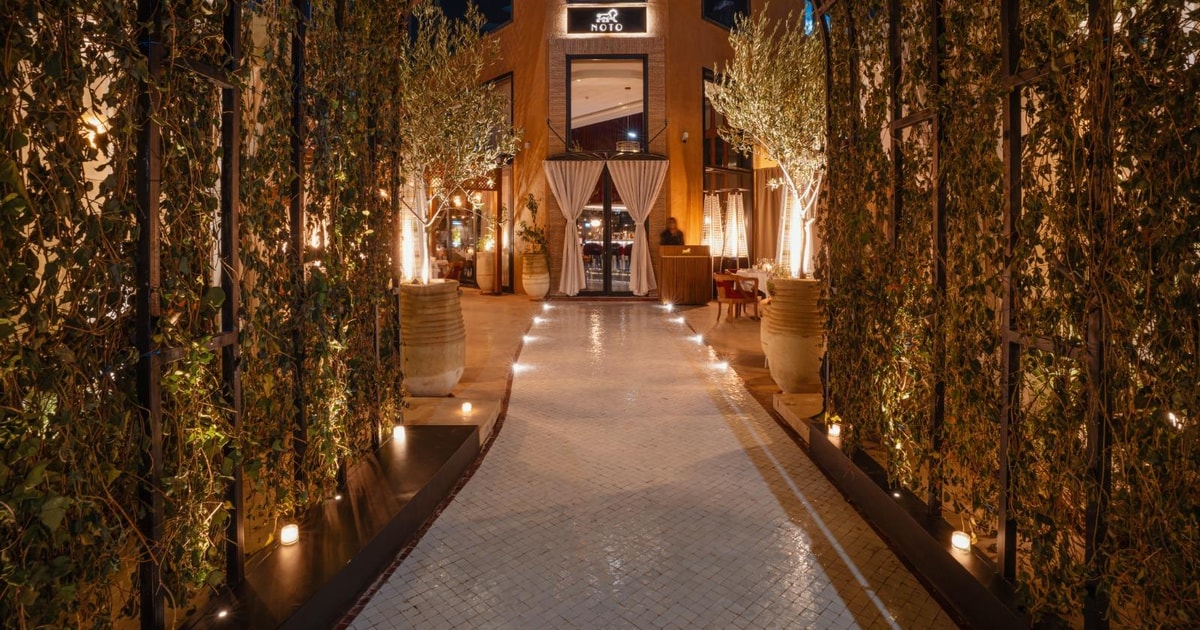 Marrakesh: Dinner Show At Noto Restaurant | GetYourGuide