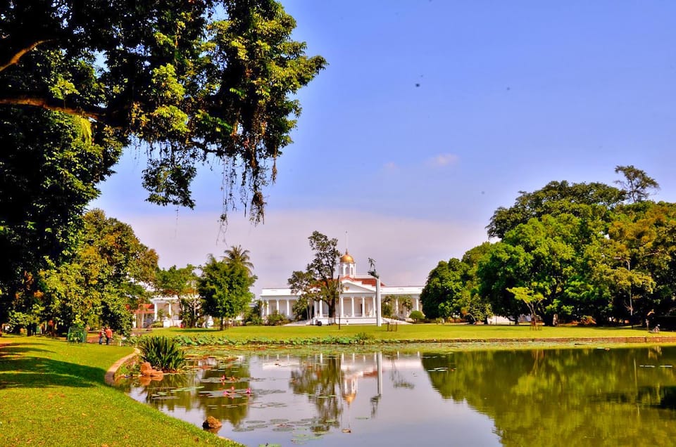 From Jakarta : Waterfall , Botanical Garden , Puppet Show | GetYourGuide