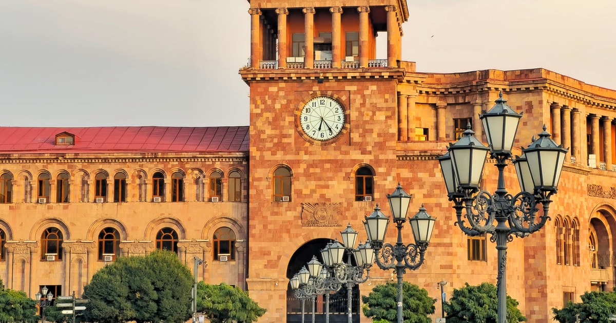 Ereván: tour a pie en armenio con un guía local | GetYourGuide
