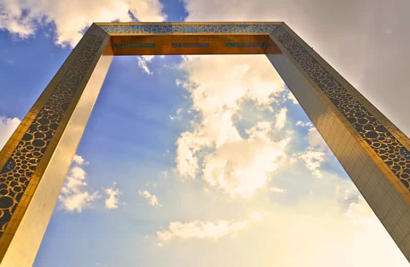 Dubai:Private Frame Entry, Mosque, Souks, Tastings& transfer | GetYourGuide
