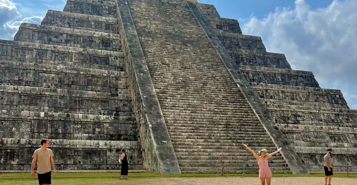 Chichén Itzá: Guided walking tour in archaeological zone | GetYourGuide