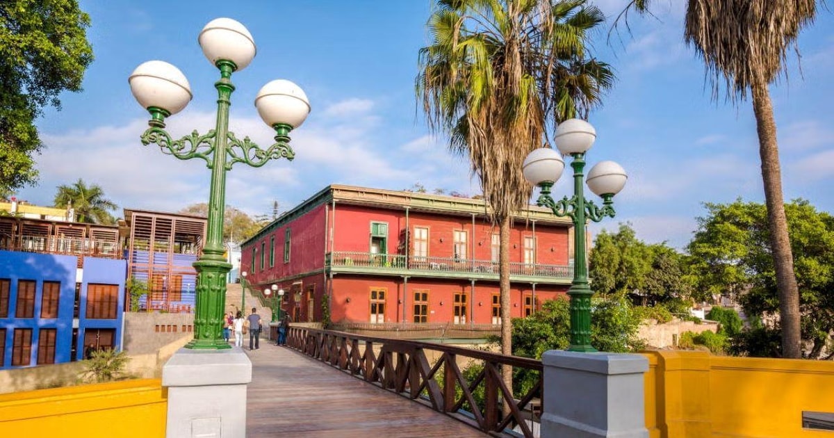 Recorrido por Barranco y Callao | GetYourGuide