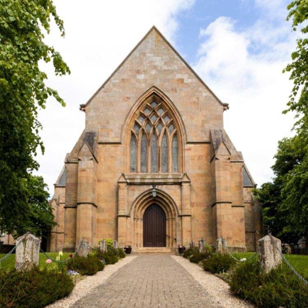 Invernesa: Danrobinas pils un spirta rūpnīcas apskate | GetYourGuide