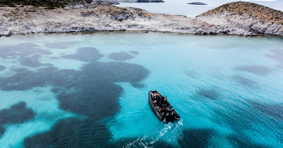 Naousa: Privat bådkrydstogt til øen Antiparos | GetYourGuide