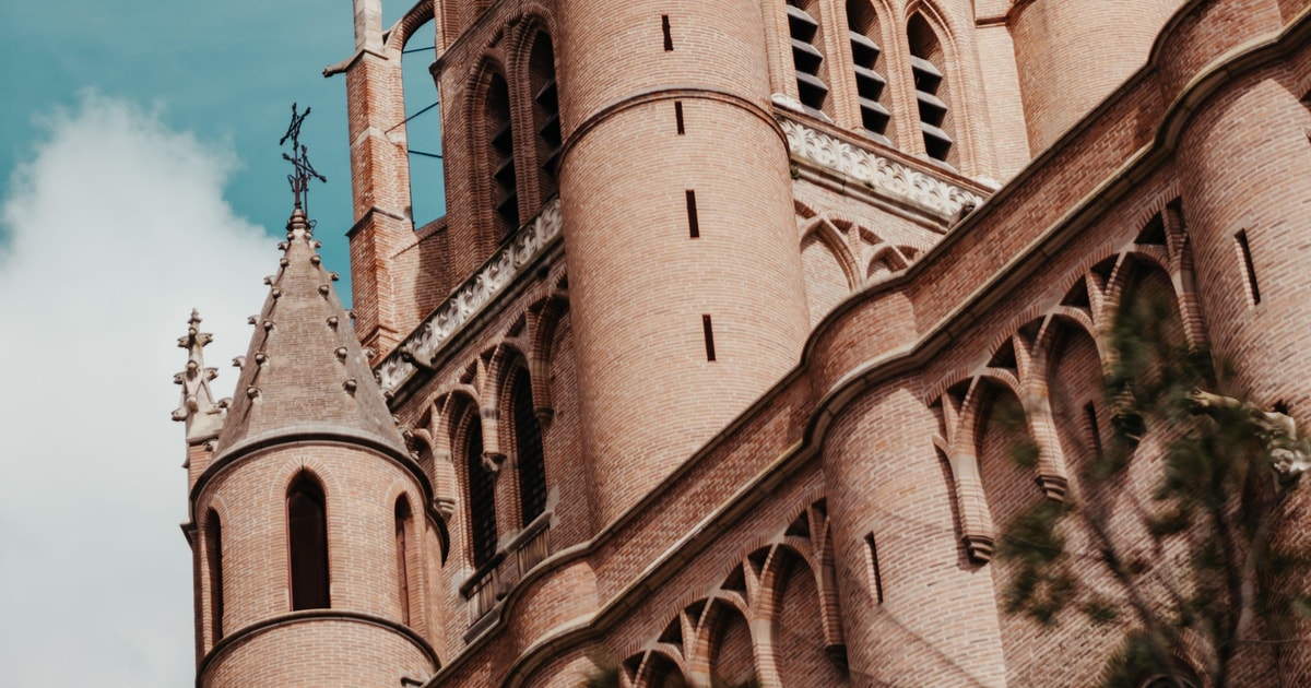 Albi: Food and Market Tour with Tastings and Historic Walk | GetYourGuide