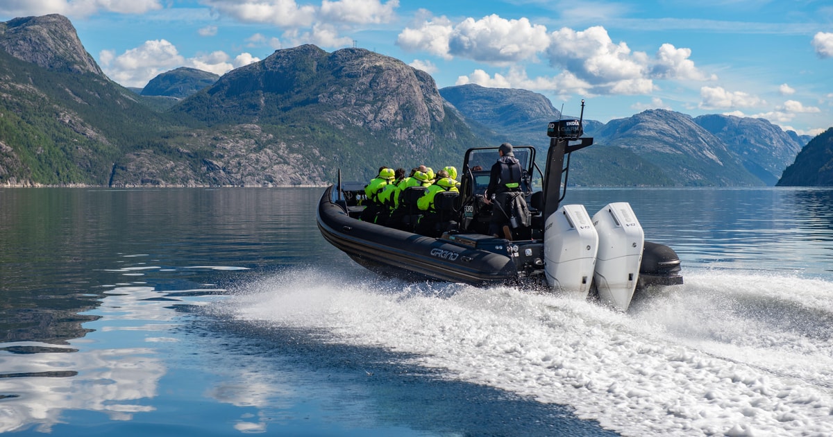 Från Stavanger: RIB-tur till Lysefjorden | GetYourGuide