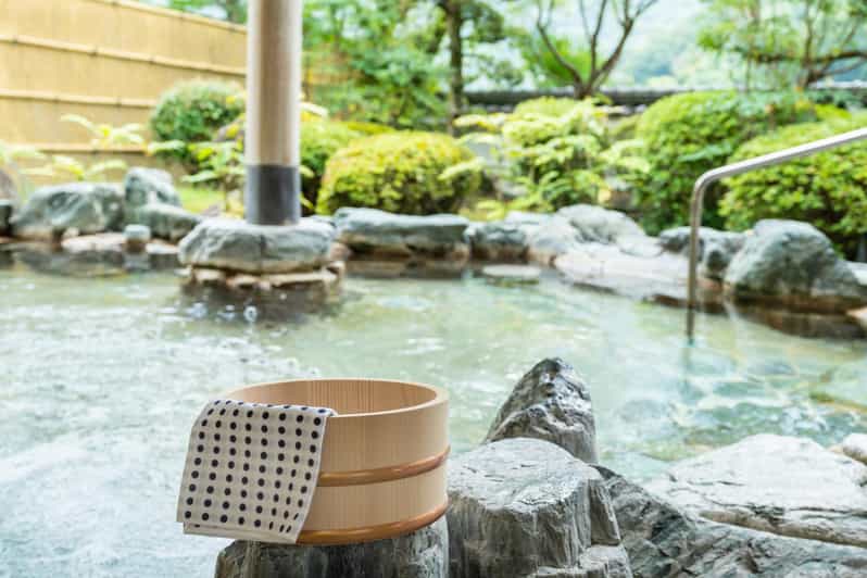 Tokyo: Hakone Onsen-opplevelse med helligdom og Ashi-sjøen | GetYourGuide