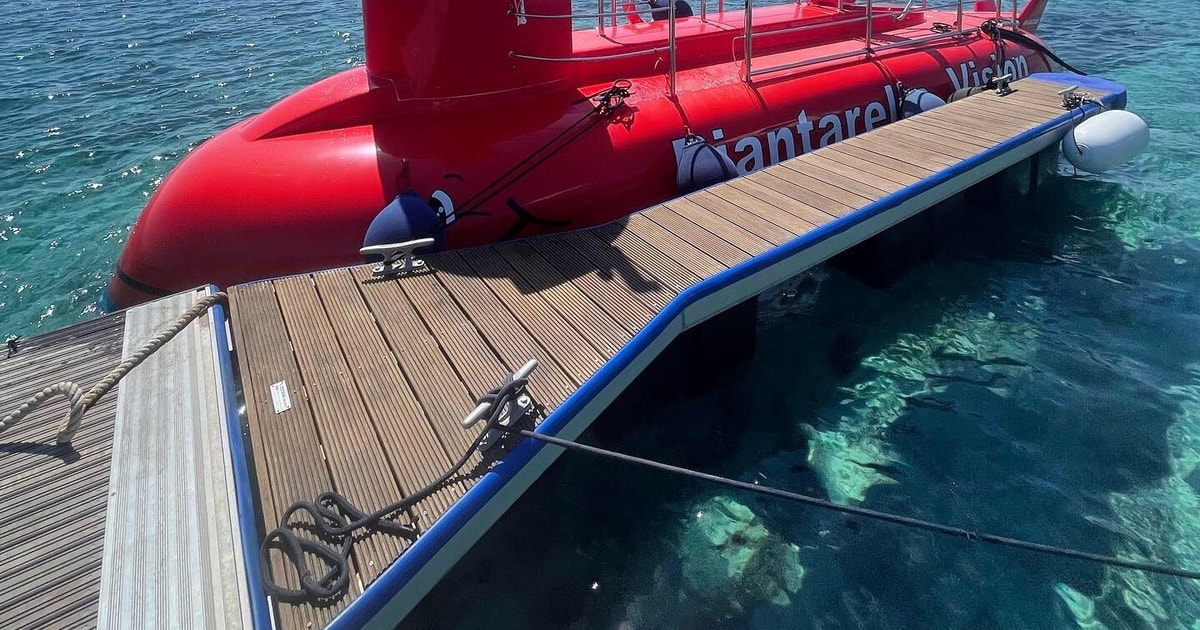 Underwater boat excursion in the Lavezzi Islands Archipelago | GetYourGuide