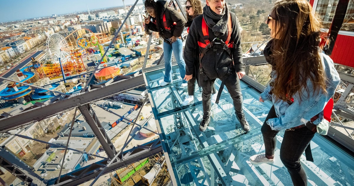 Vienna: The Vienna Ferris Wheel: Platform 9 Adventure Ride | GetYourGuide