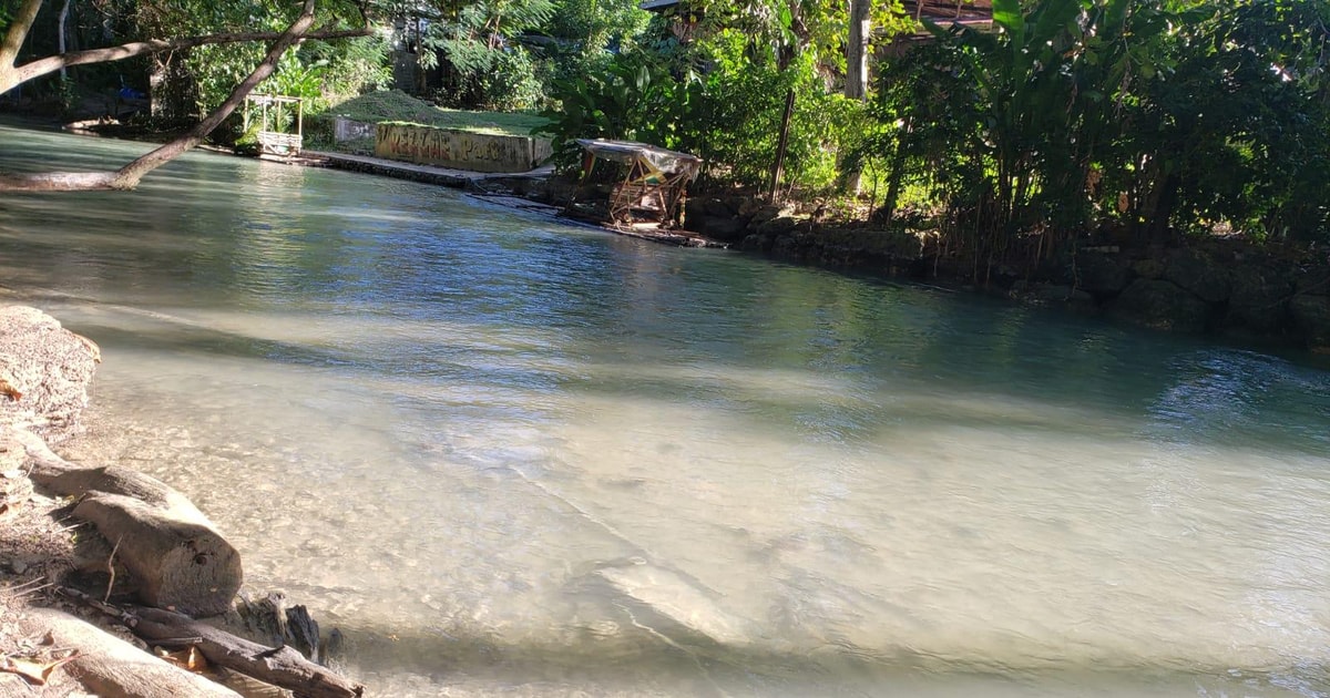 River Tubing und Dunn's River Falls | GetYourGuide