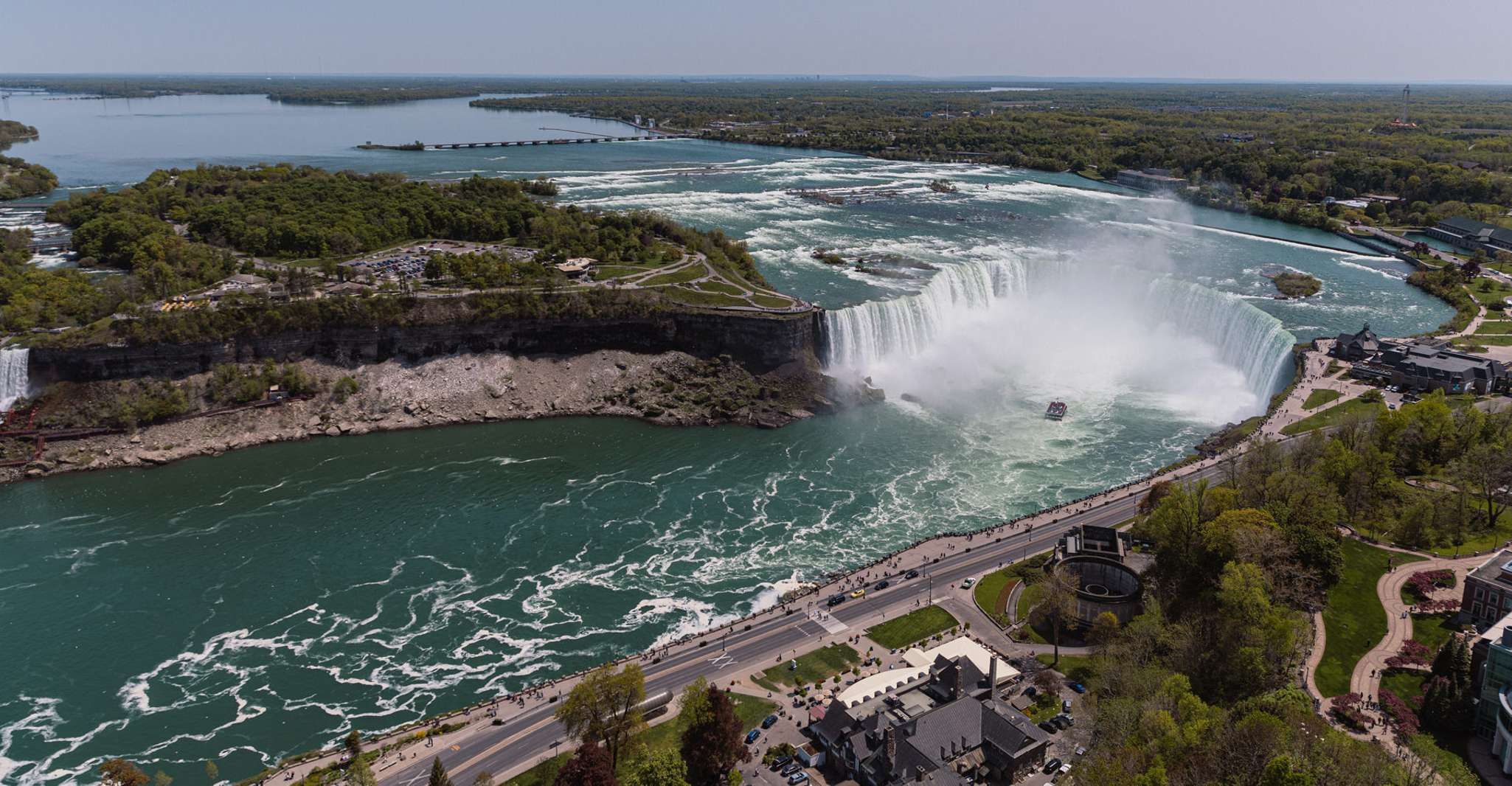 Niagara, Power Station and Tunnel Under the Falls Tour | Adventure in ...