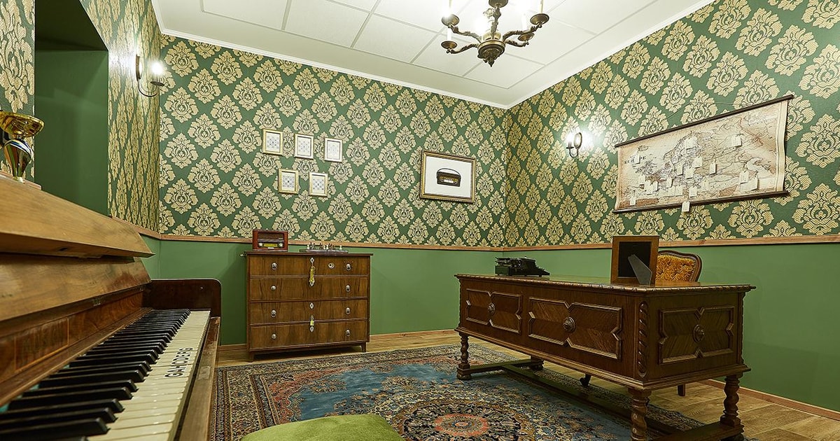 Escape Room in Budapest - Sherlock Case | GetYourGuide