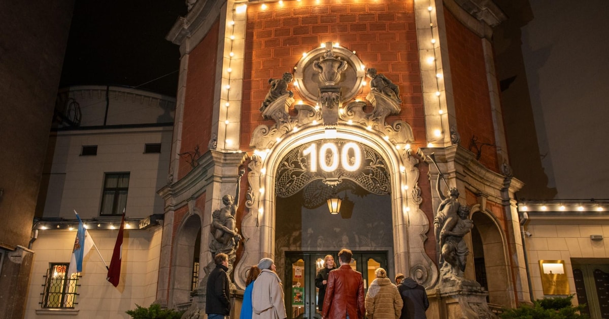 Riga: Splendid Palace Cinema Guided Tour | GetYourGuide