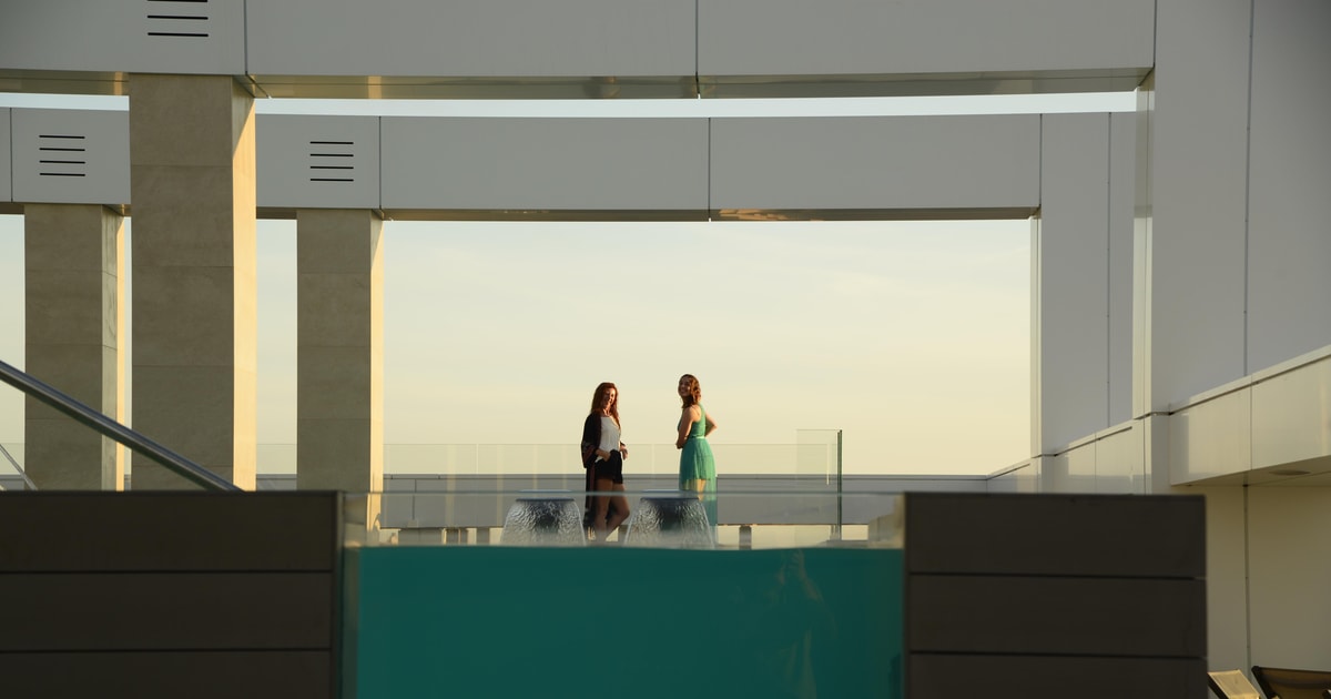 COCKTAIL WORKSHOP AT SUMMIT ROOFTOP | GetYourGuide