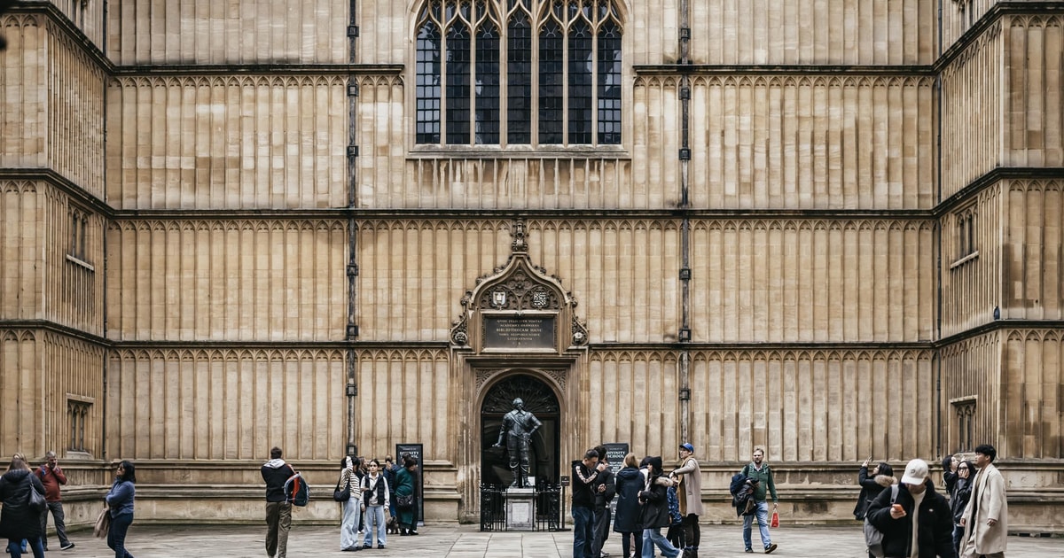 From London: Explore Oxford and the Cotswolds Villages | GetYourGuide