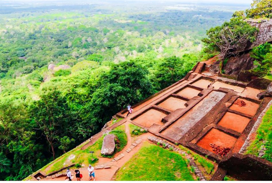Fom Negombo: Sigiriya Rock & Ancient City of Polonnaruwa | GetYourGuide