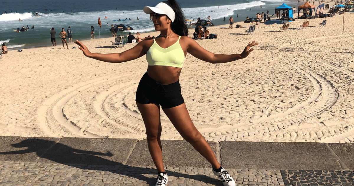 Clase de Samba en la Playa con pasista profesional | GetYourGuide