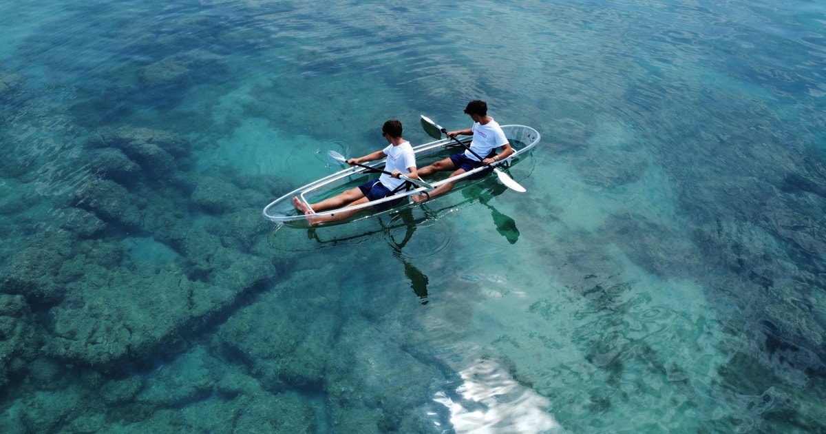 Rovinj: transparent kajak-tur rundt om øerne | GetYourGuide
