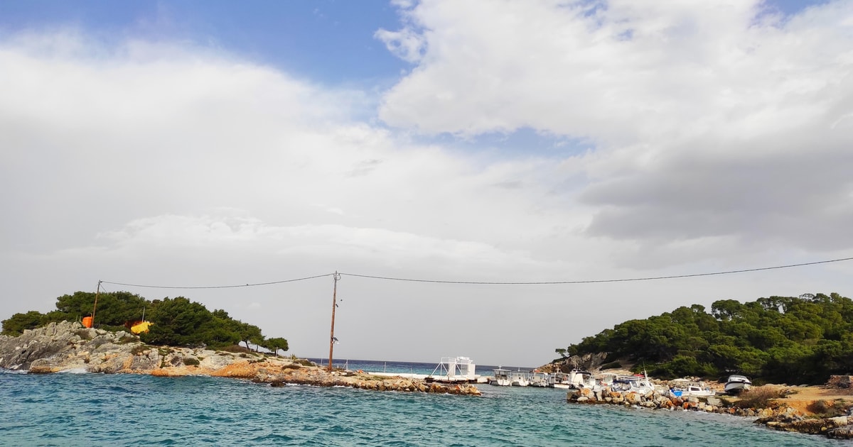 Tour privado por los lugares más destacados de la isla de Agistri ...