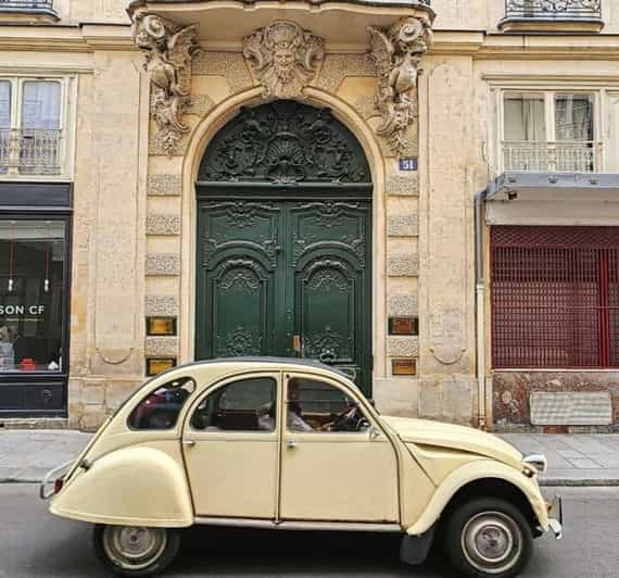 Paris: Guided City Highlights Tour in a Vintage French Car | GetYourGuide