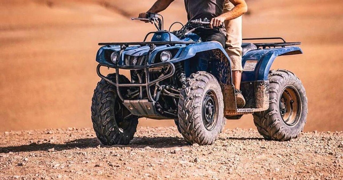 Marrakech Unta & Paha Depan saat Matahari Terbenam dan Pertunjukan ...