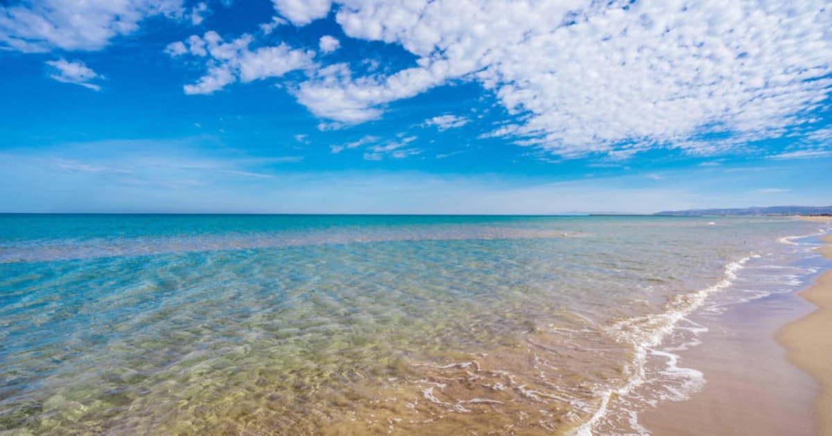 Tetouan Day Trip: M'diq Capo Negro & Chefchaouen Guided Tour | GetYourGuide