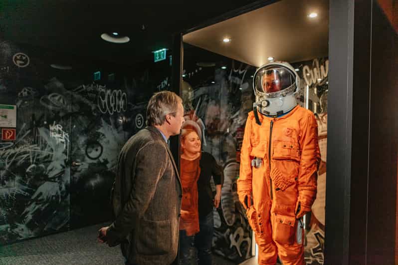 Berlin: Eintrittskarte für das Cold War Museum | GetYourGuide