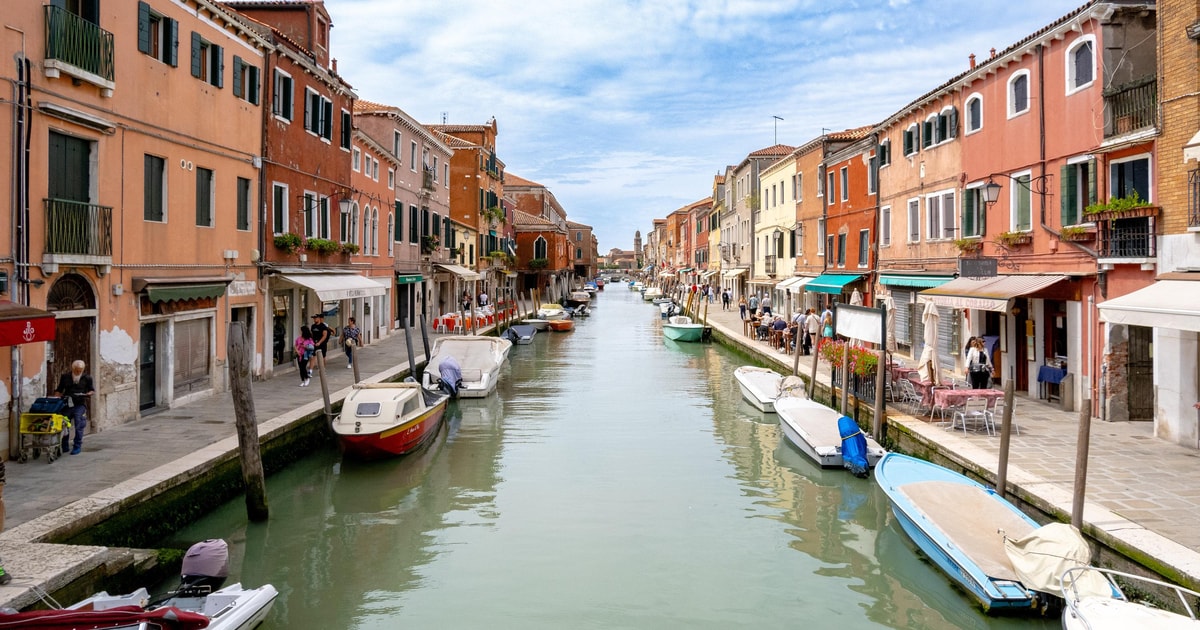Tour de día completo a Murano y Burano con viaje panorámico de ida y ...