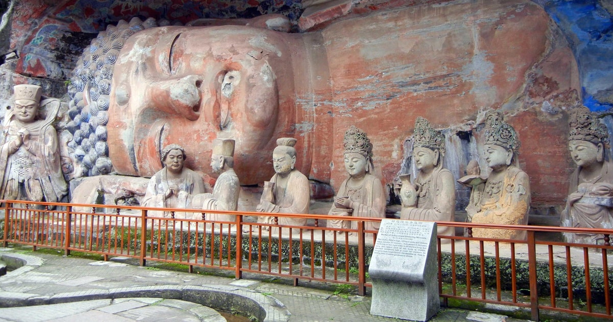 Chongqing: Esculturas Rupestres de Dazu Traslado o Visita Privada ...