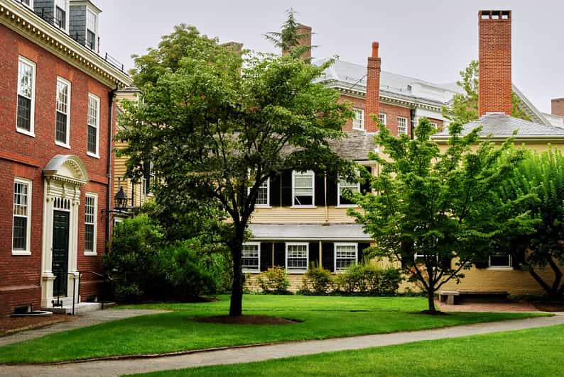 Boston: Harvard & Cambridge University Private Walking Tour | GetYourGuide