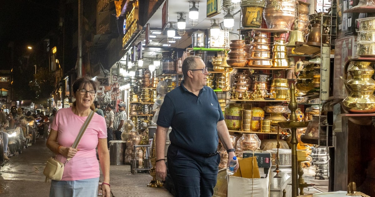 Mumbai Walking Tour – Heritage, Markets & Food Options | GetYourGuide