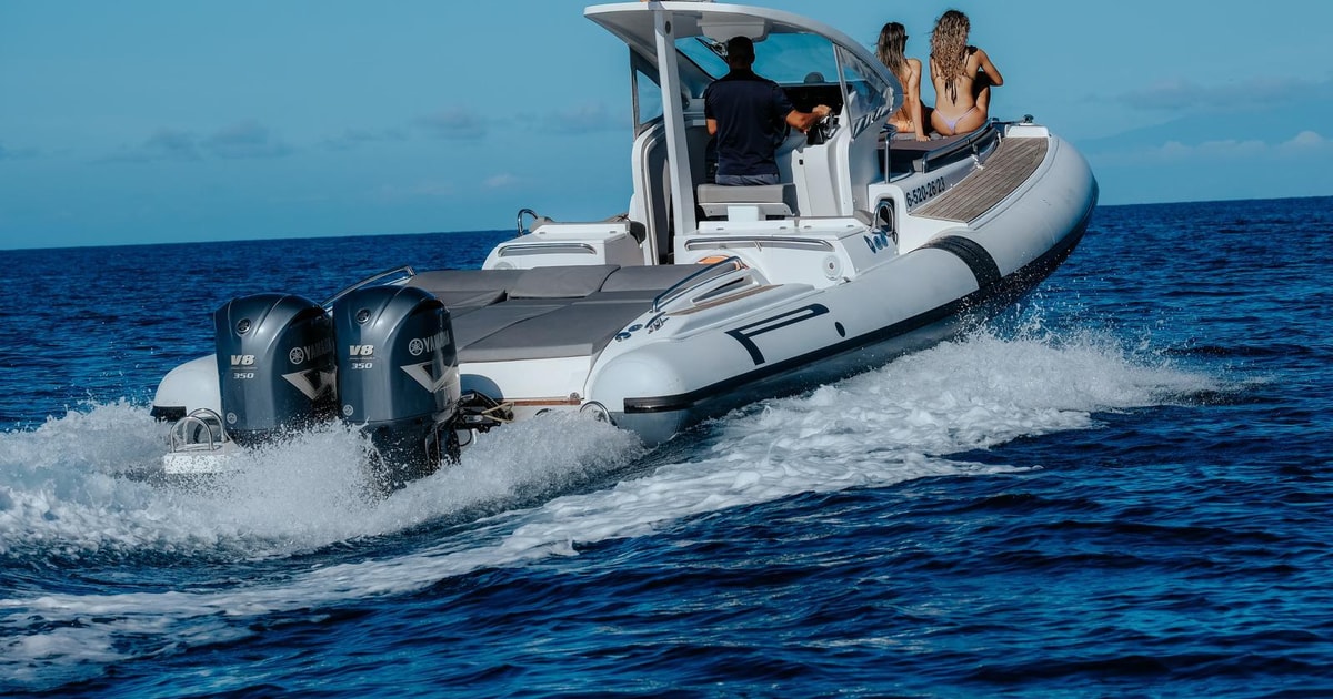 Puerto Rico : Exclusive and private boat trip with captain | GetYourGuide