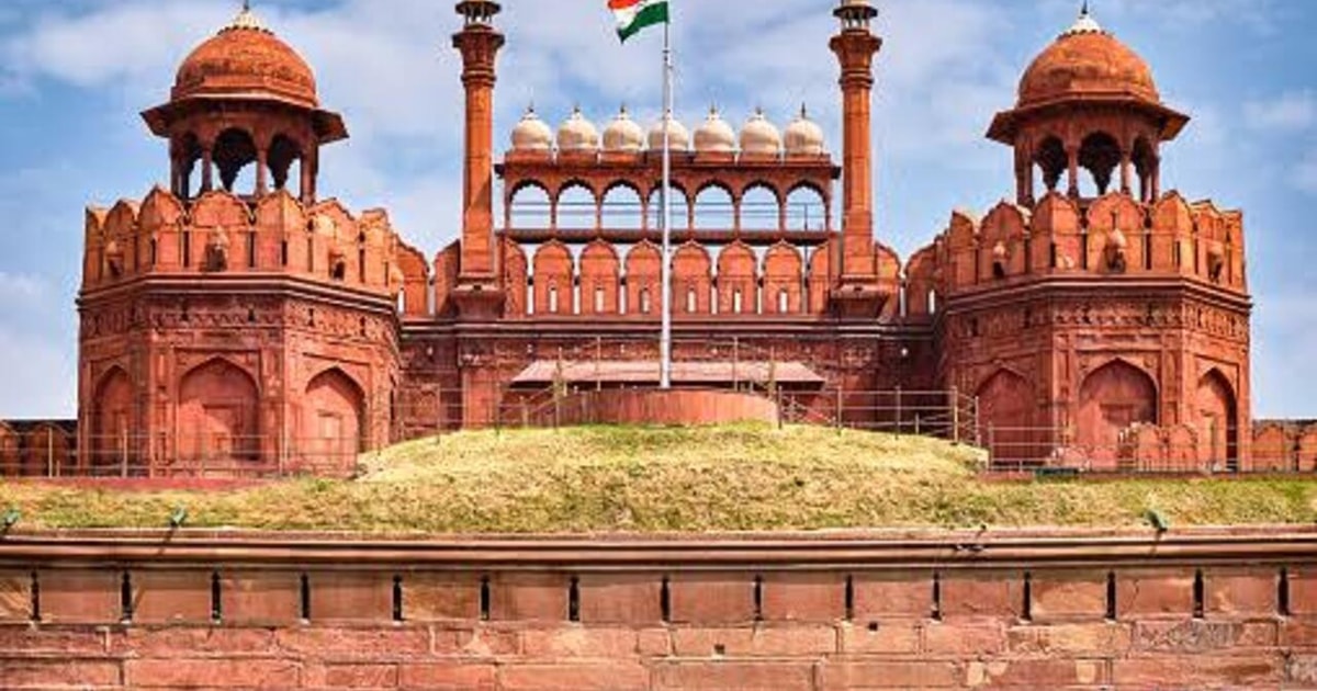 New Delhi: Red Fort Entry Ticket With Tour | GetYourGuide