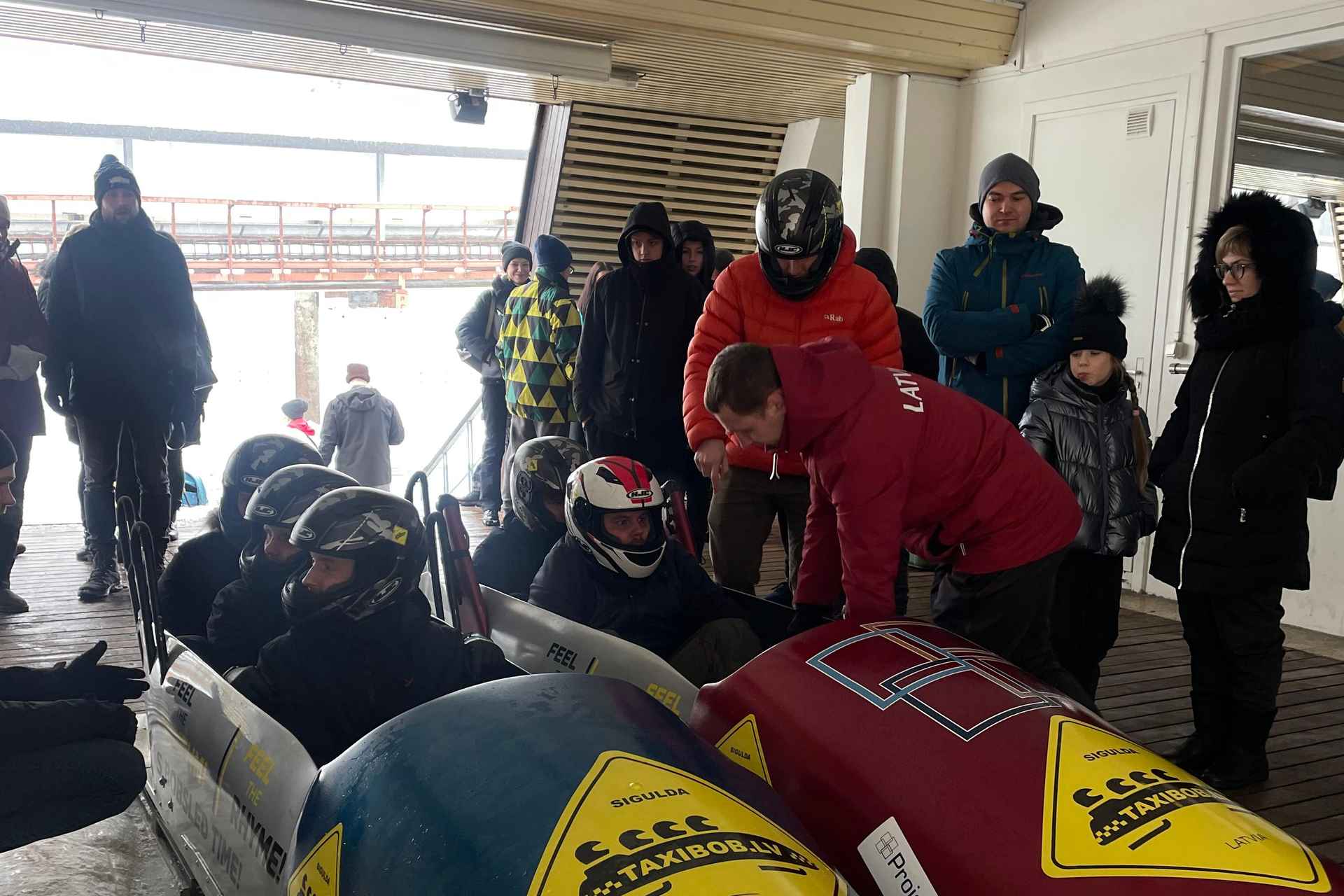 Balade douce en bobsleigh de Riga à Sigulda | Guide to Europe