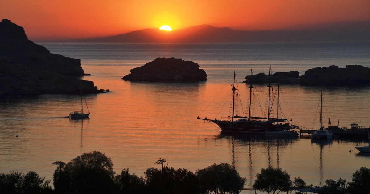 From Rhodes City: Evening Bus Trip To Lindos | GetYourGuide
