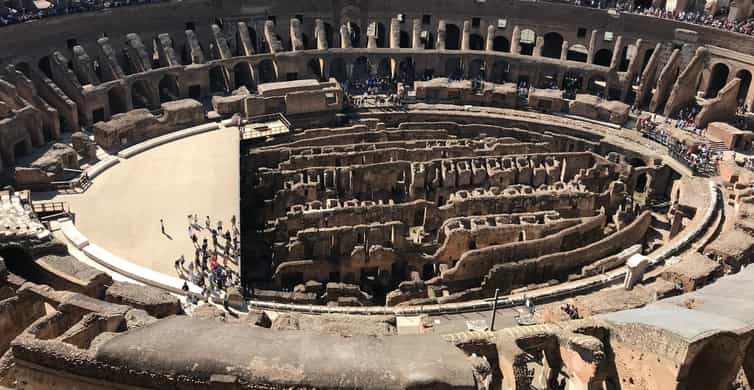 Rom: Privat rundtur i Colosseum Attic och Forum Romanum | GetYourGuide
