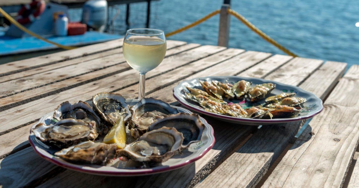 Excursie cu barca pe Etang de Thau cu degustare de stridii | GetYourGuide