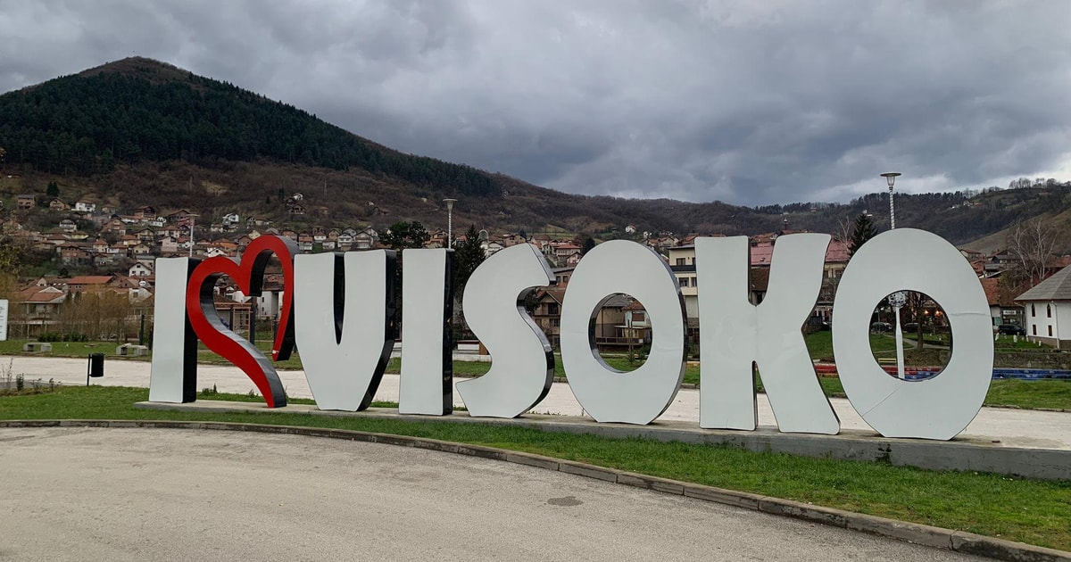 Von Sarajevo aus: Visoko Pyramiden, Tunnels und Park Ravne Tour ...