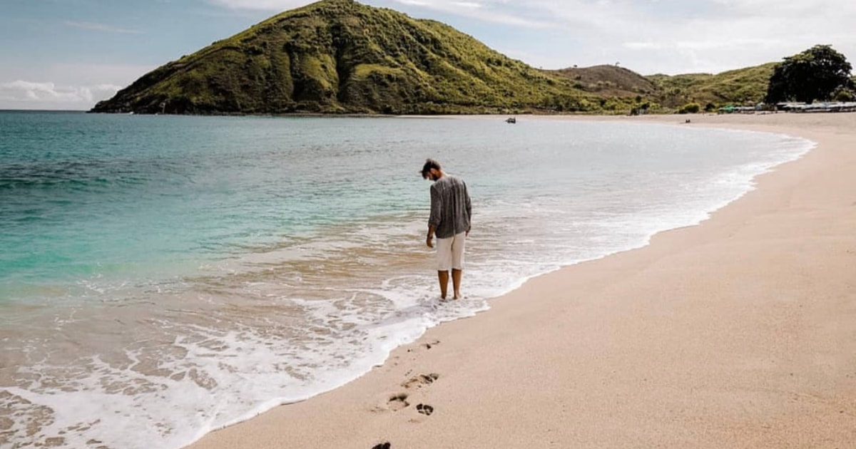 Lombok: Skjult strand: Tomang Omang, Semeti og Mawun Beach | GetYourGuide