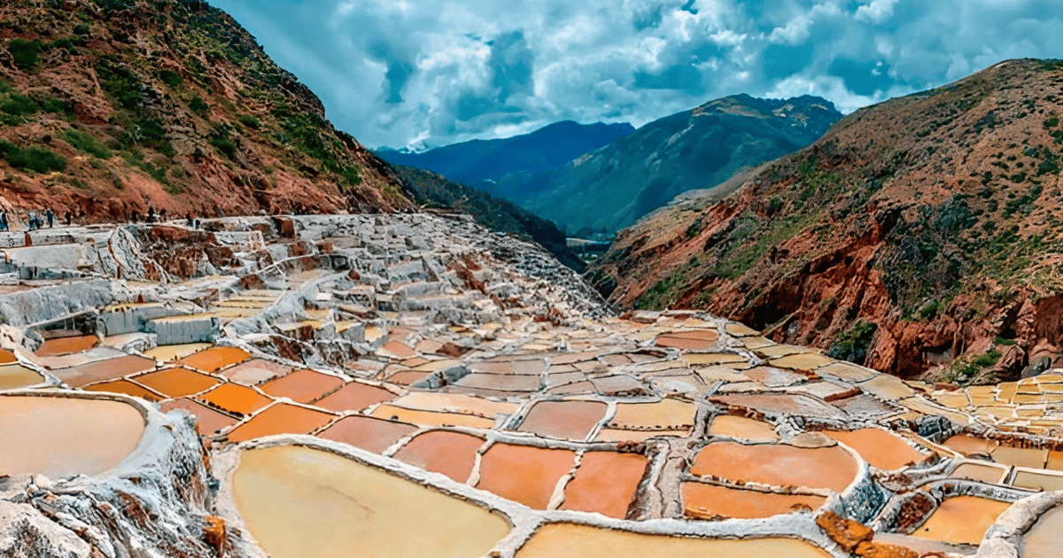 Cusco: Terrazas Moray, Salinas Maras y Textileria Chinchero | GetYourGuide