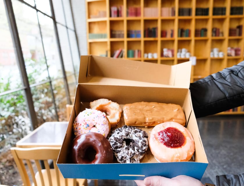 Seattle: Guided Holiday Donut Tour with Tastings | GetYourGuide