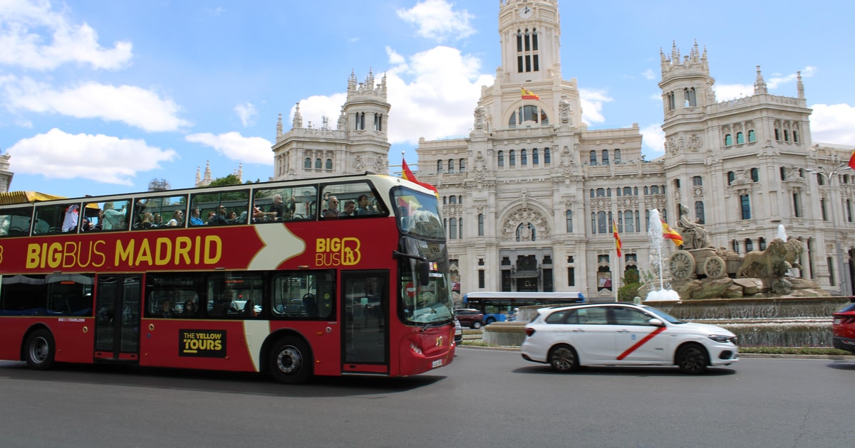 Madrid: Sightseeingtur med åben stor bus og live guide | GetYourGuide