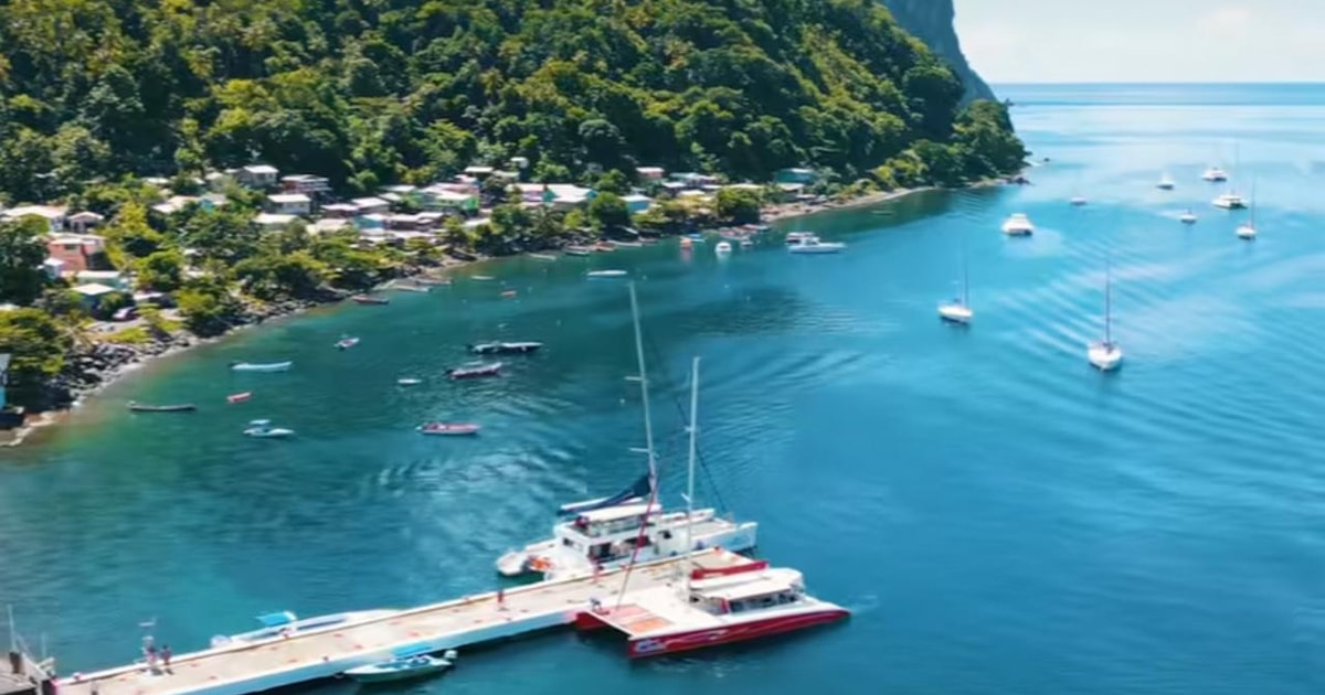 St Lucia Pitons Watervallen en Modderbad Ervaring. | GetYourGuide