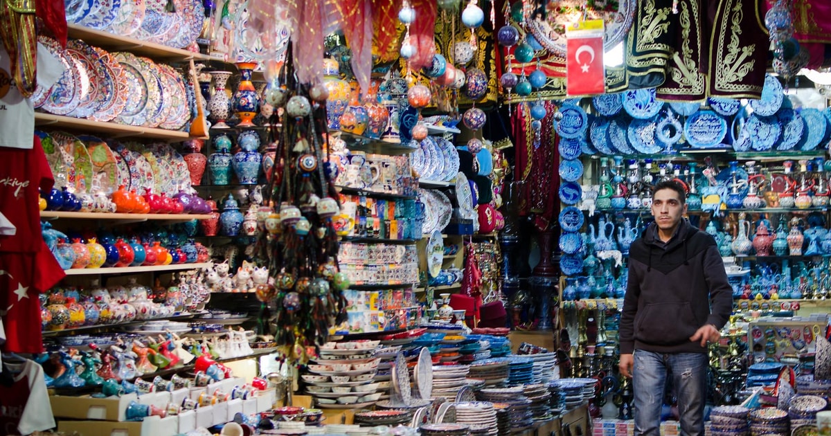 Geführter Souk Al Had Größter lokaler Markt in Afrika | GetYourGuide