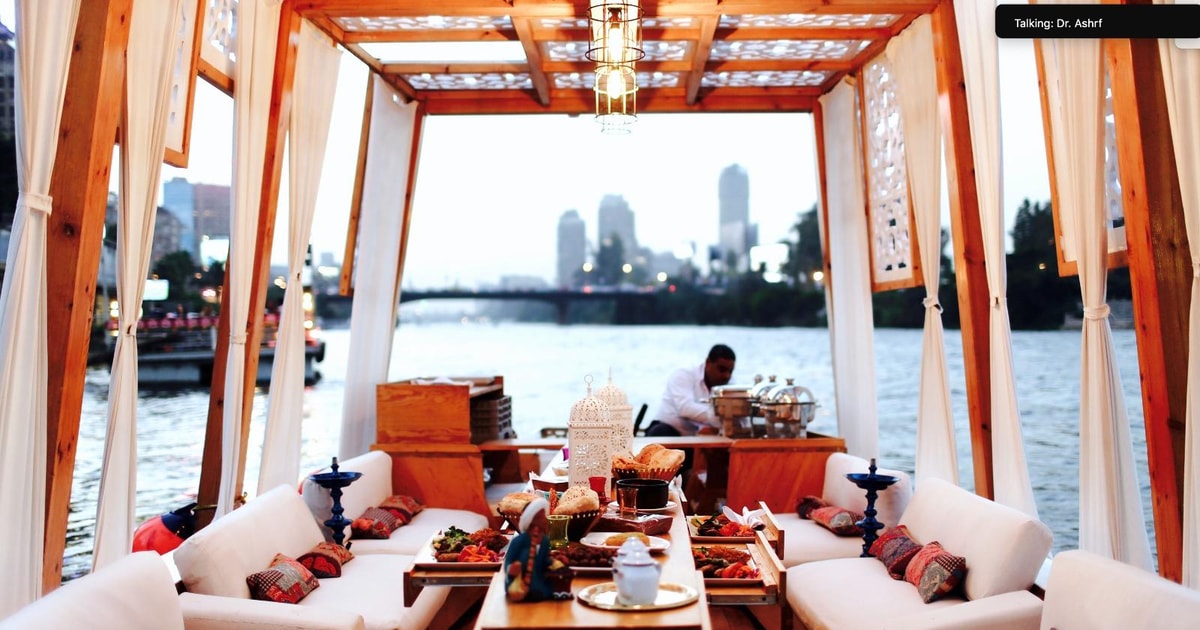 Le Caire : balade privée en felouque avec dîner et boissons | GetYourGuide