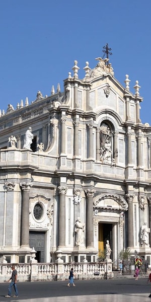 Catania: City Highlights Walking Tour | GetYourGuide