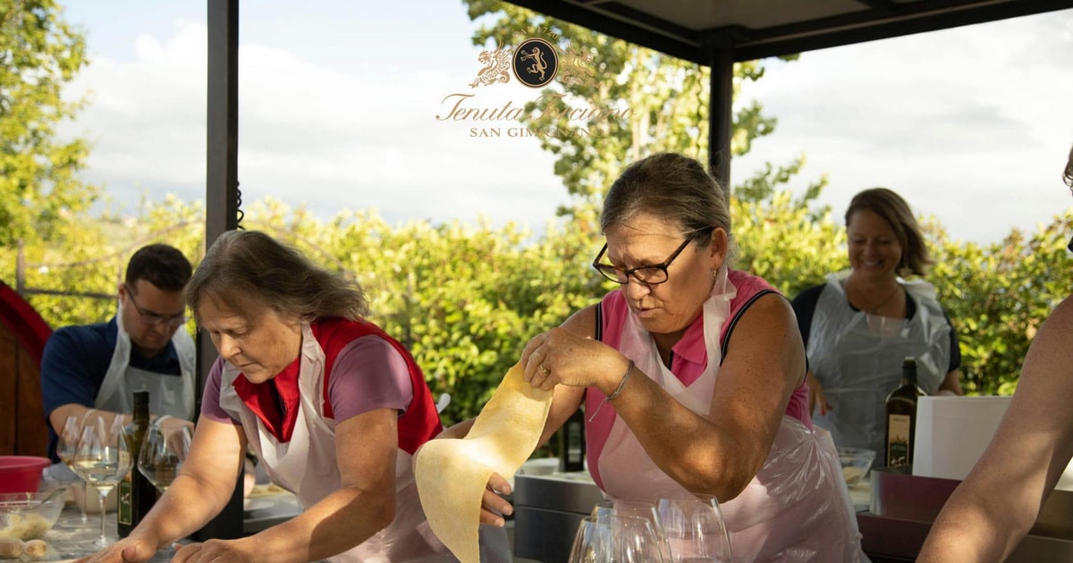 Florence: Kookles in San Gimignano met wijnproeverij | GetYourGuide